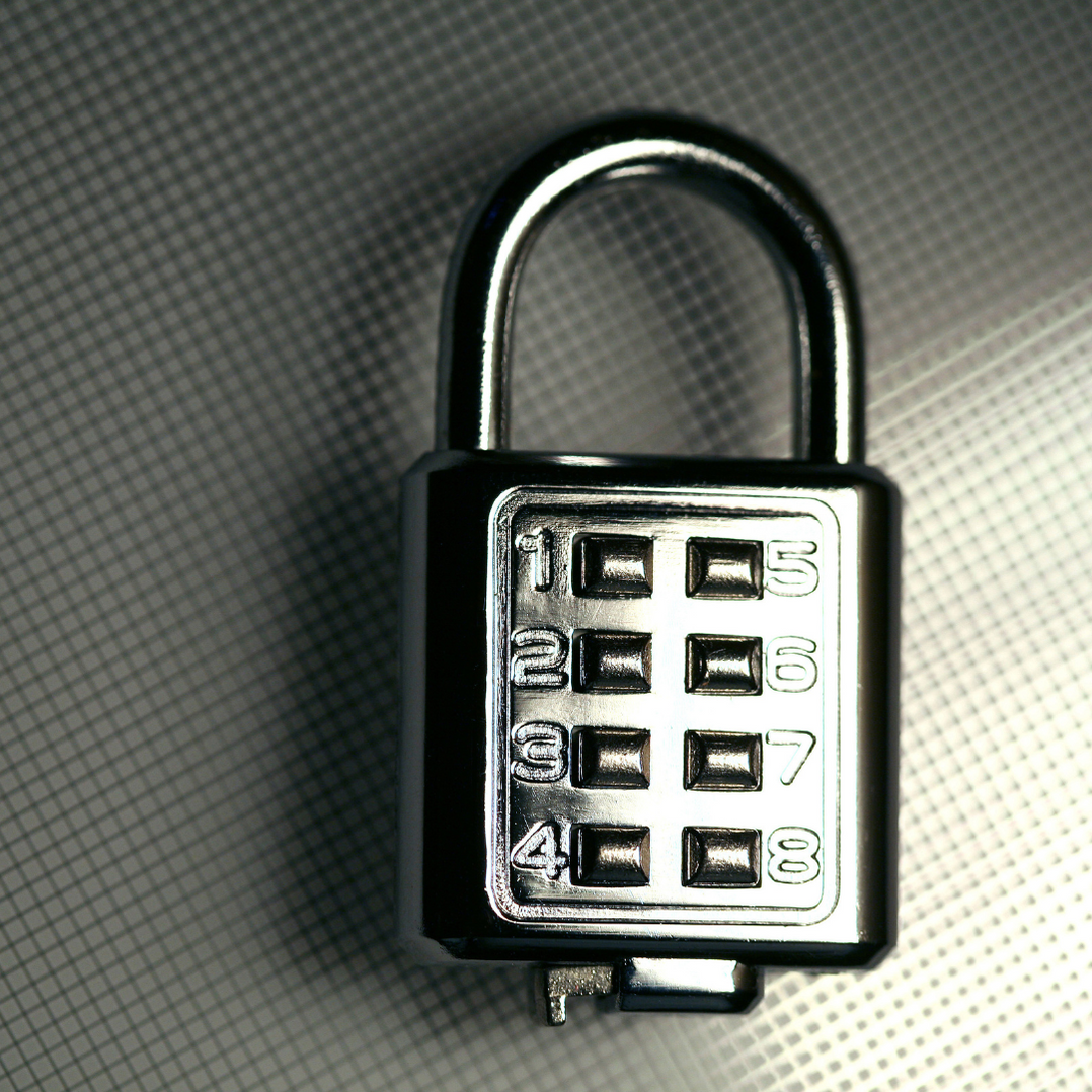 How to Reset a Combination Lock: Step-by-Step Guide | Secure Tips ...